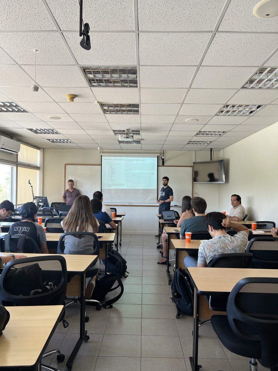 Bienvenida Postgrado DCC UC 2025 - Departamento de Ciencia de la Computación